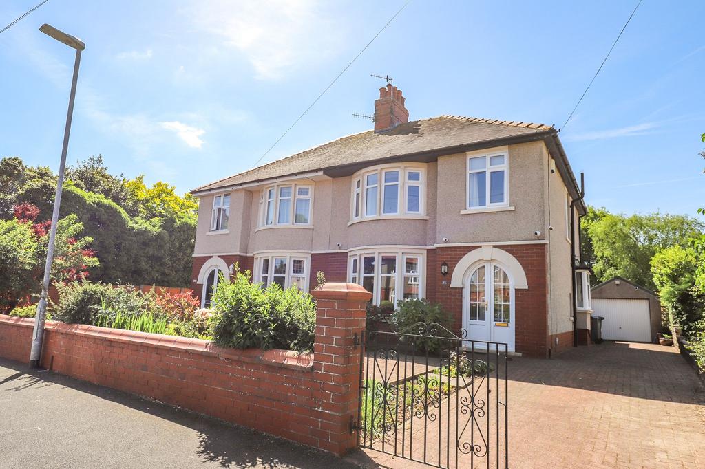 Lonsdale Avenue, Torrisholme, Morecambe 3 bed semi-detached house for ...