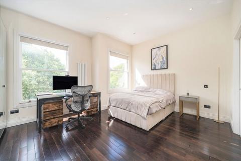 Houses For Sale In Chiswick | OnTheMarket