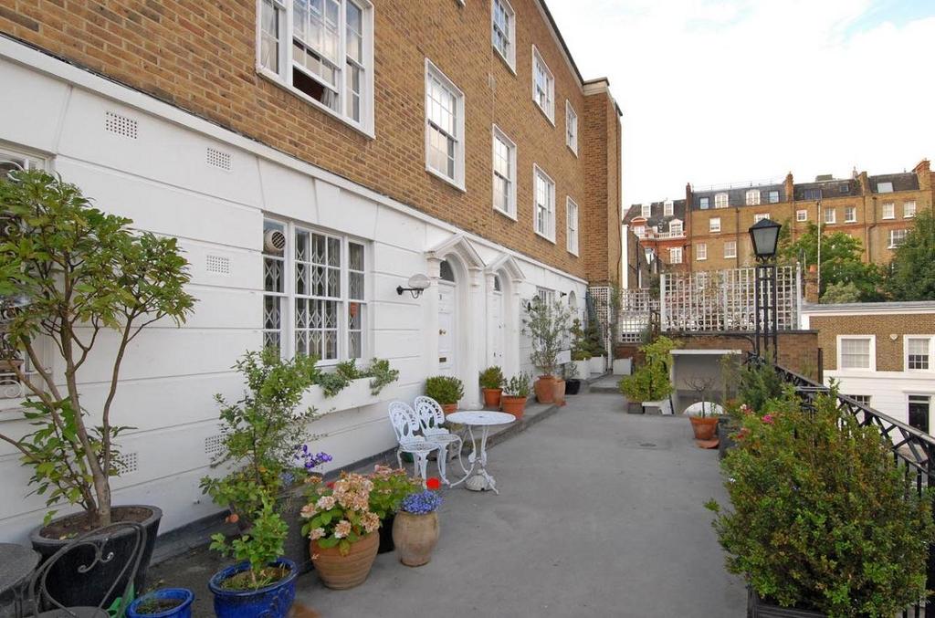 Regency Terrace, South Kensington... 4 bed maisonette for sale - £1,800,000