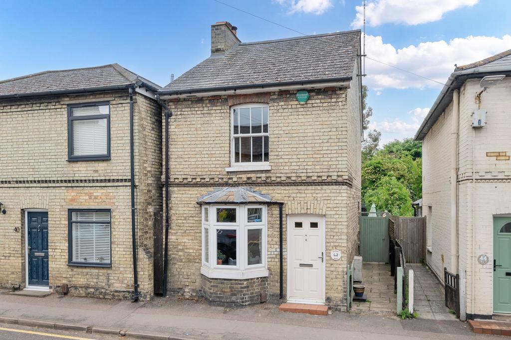Queens Road, Royston SG8 3 bed detached house for sale - £445,000