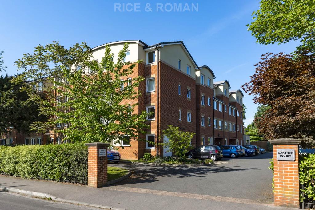 Addlestone Park, Addlestone KT15 1 bed retirement property - £120,000