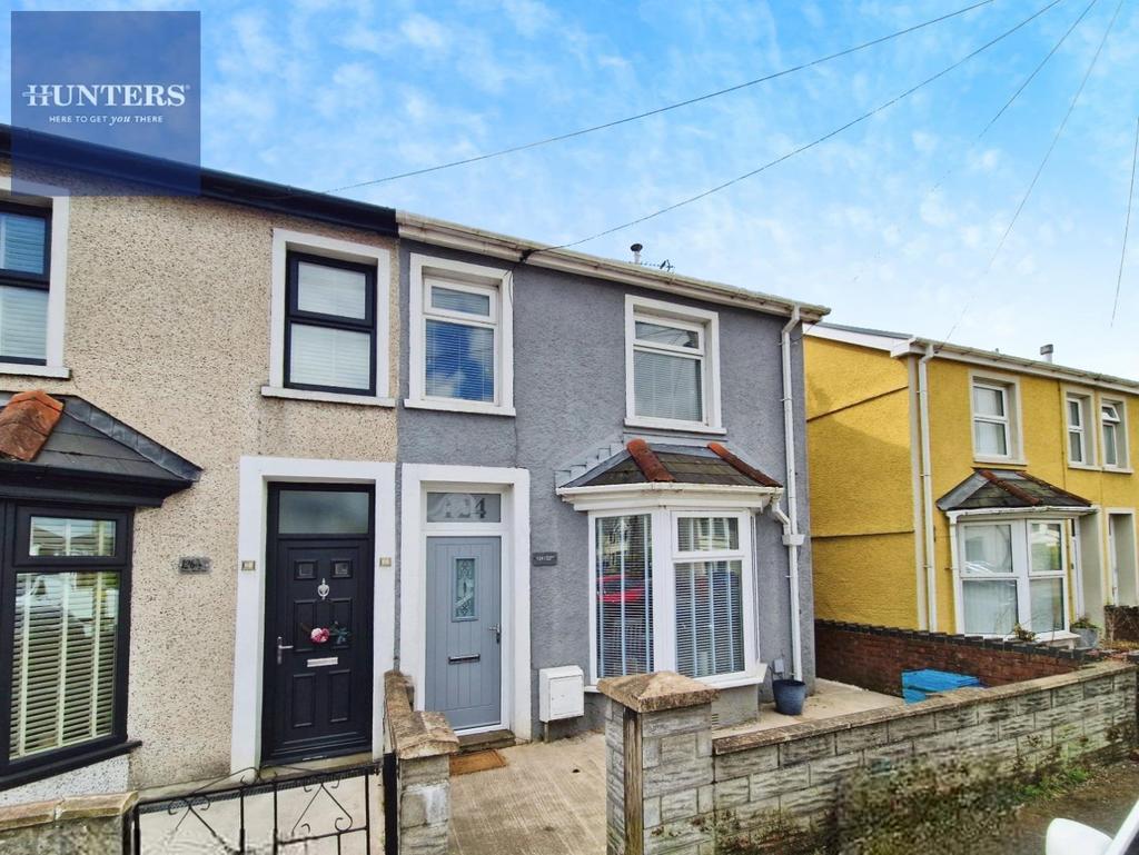 Penybont Road, Pencoed, Bridgend 3 bed semi-detached house - £210,000