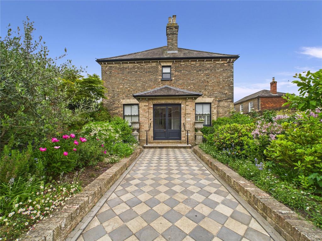 Friars Street, Sudbury, Suffolk, CO10 3 bed detached house - £700,000