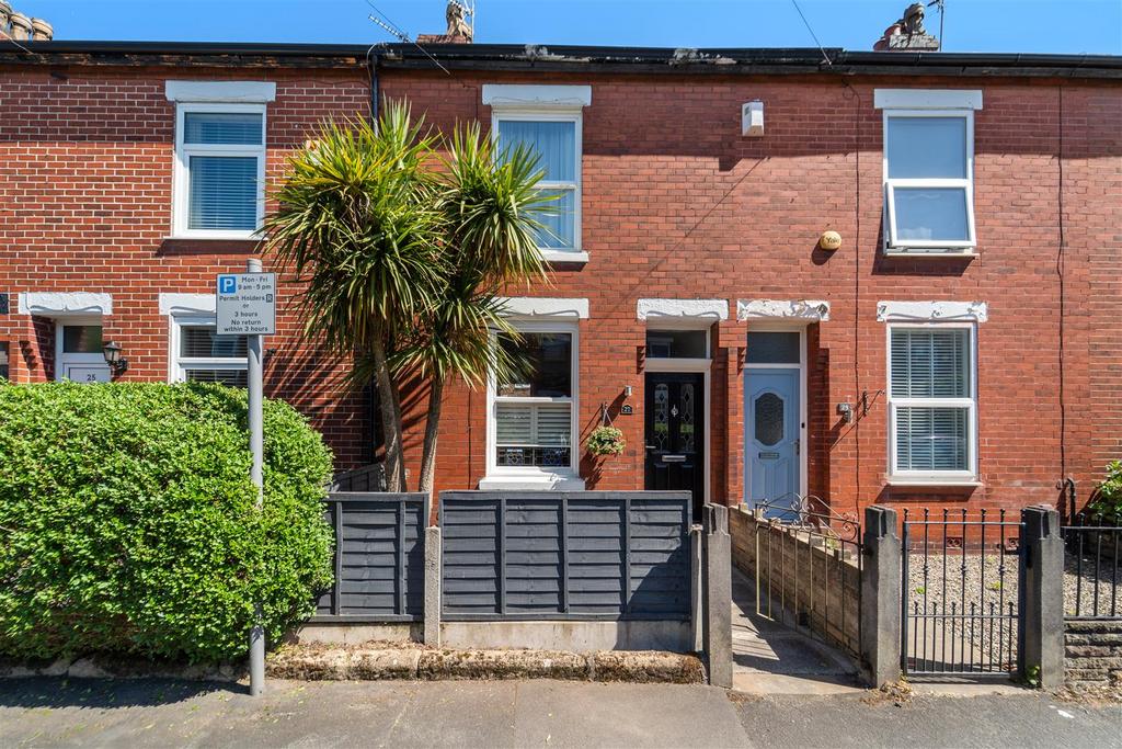 Waverley Road, Sale 2 bed terraced house for sale - £340,000