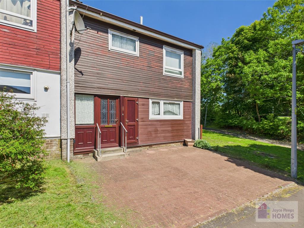 Plover Drive, East Kilbride G75 3 bed end of terrace house - £115,000