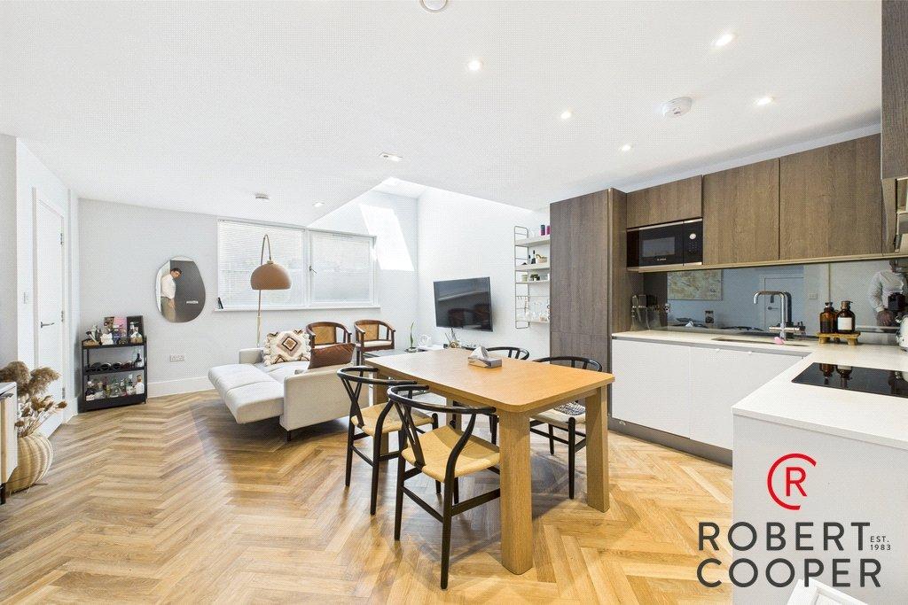Field End Road, Ruislip, HA4 2 bed terraced house for sale - £425,000