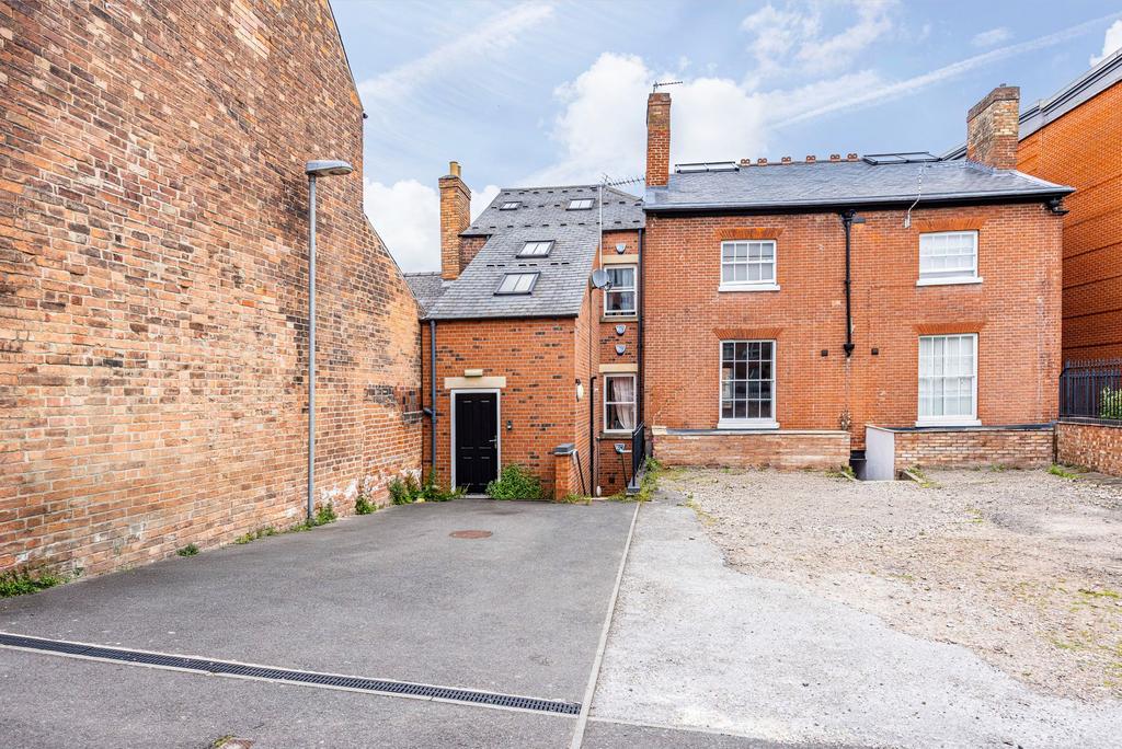 Cottage Terrace, Nottingham, NG1 1 bed apartment - £695 pcm (£160 pw)