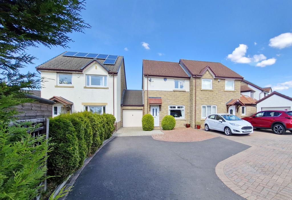 27 Gogarloch Road, Edinburgh, EH12 9JA 2 bed semi-detached house for ...