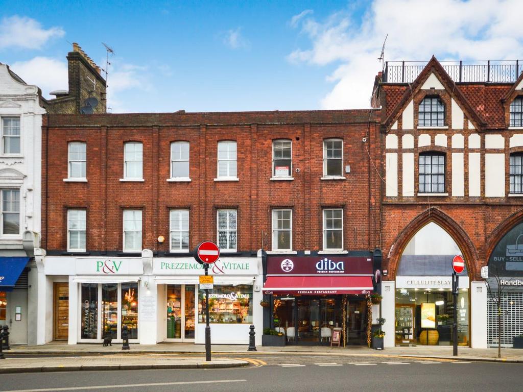 Flat B, 386 Kings Road, London, SW3 5UZ 2 bed apartment - £400,000