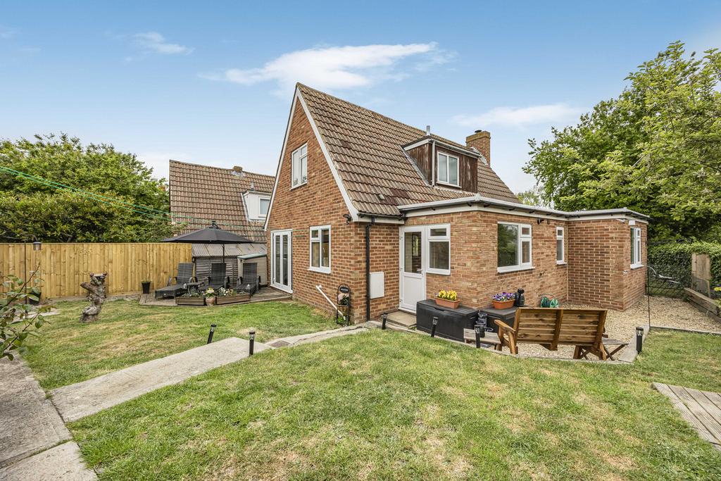 Hedge Hill Road, Wantage, OX12 3 bed detached house for sale - £350,000