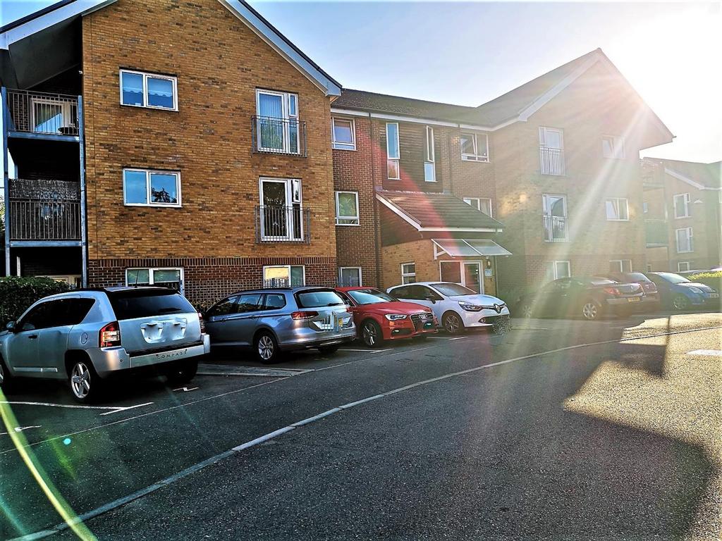 Victoria Court, Milton Green, Langdon... 1 bed apartment for sale - £55,000
