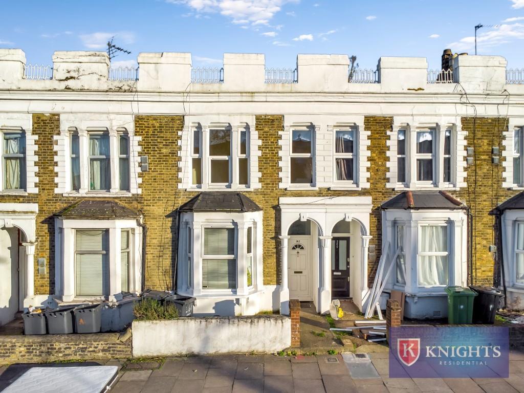 High Road, Tottenham Hale, London, N17 3 bed terraced house - £2,500 ...