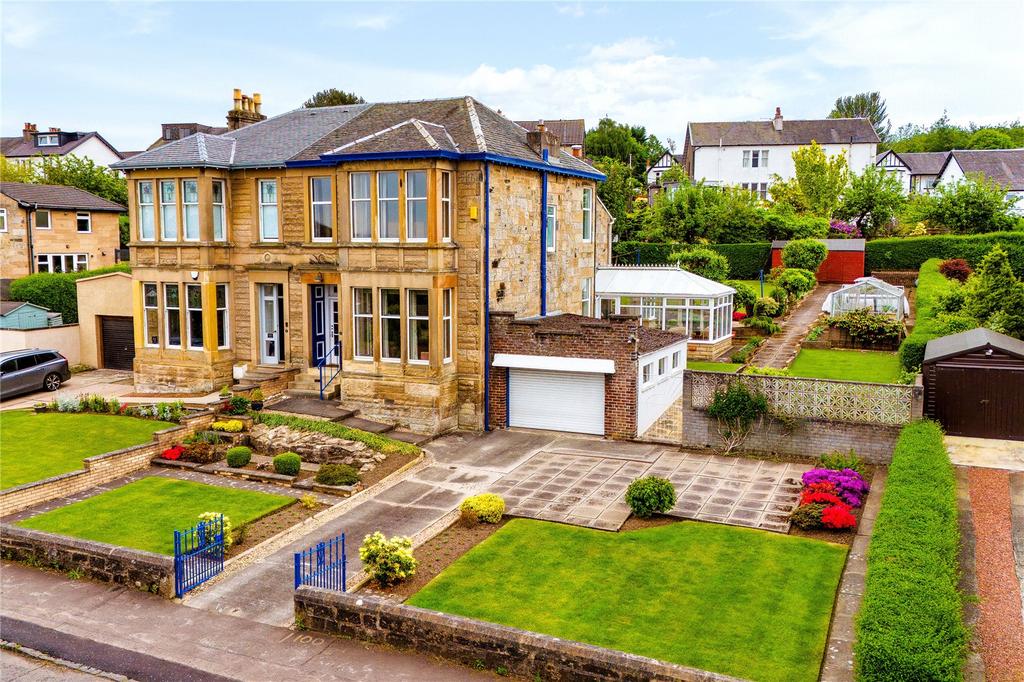 Stewarton Drive, Cambuslang, Glasgow... 4 bed semi-detached house for ...