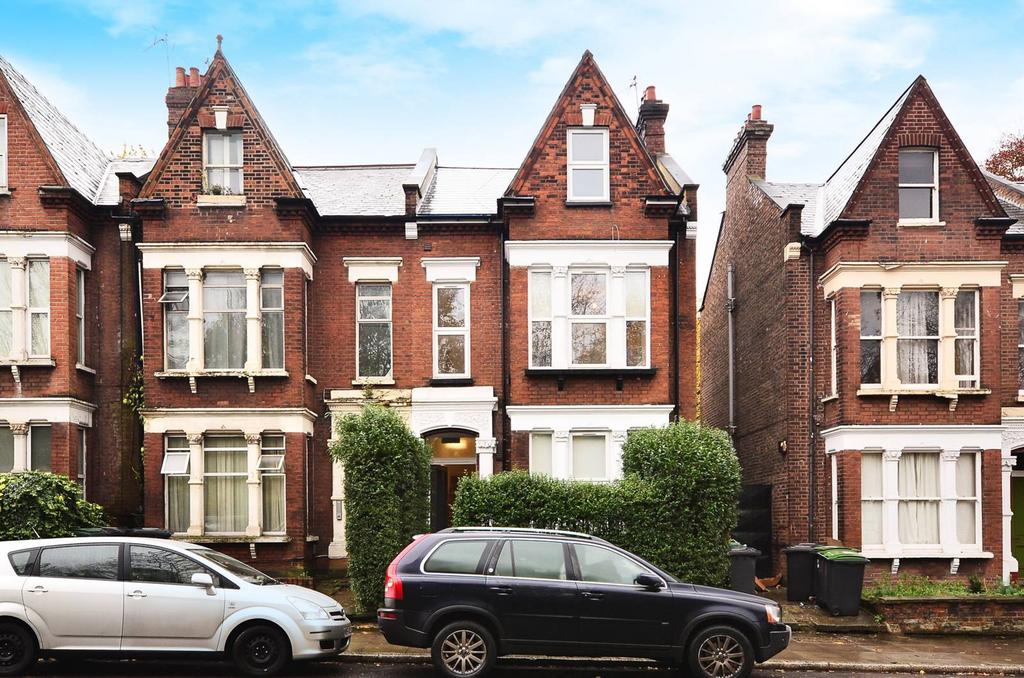 ARCHWAY ROAD, LONDON, N6 4HT... Studio to rent - £1,400 pcm (£323 pw)