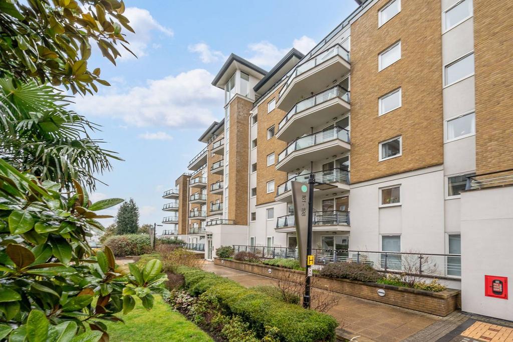 Smugglers Way, Wandsworth, London, SW18 Studio to rent - £2,595 pcm (£ ...