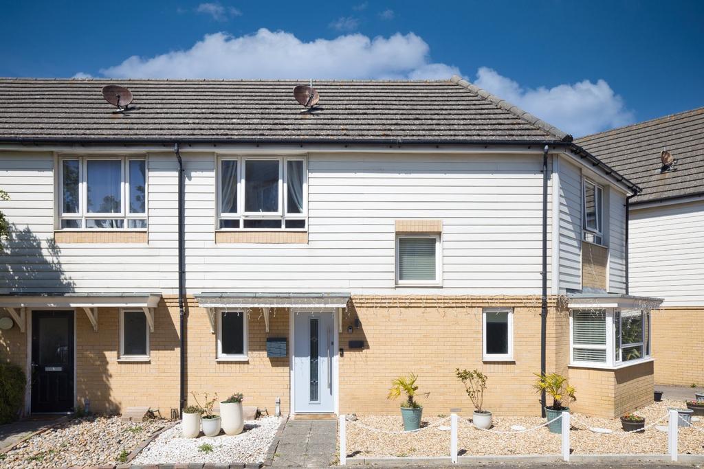 King Charles Avenue, Ramsgate, Kent... 3 bed semi-detached house for ...