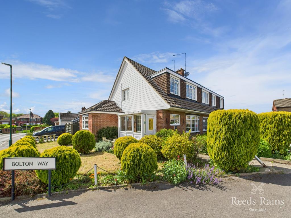 Whitby Avenue, North Yorkshire TS14 3 bed semi-detached house - £190,000