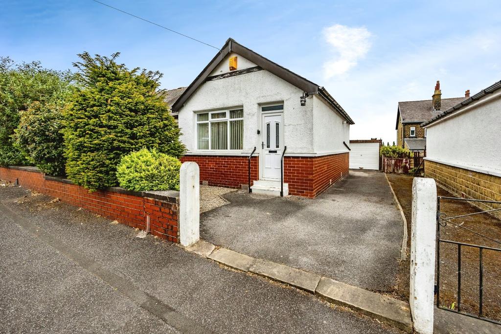 William Horsfall Street, Crosland... 2 bed bungalow for sale - £180,000