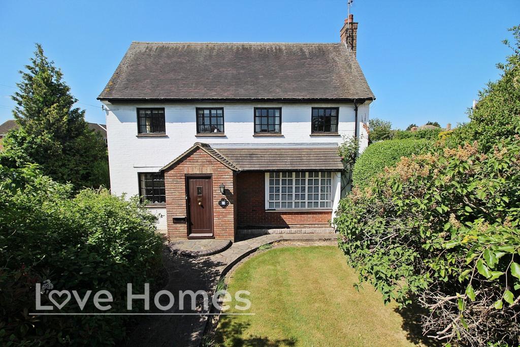 Ampthill Road, Flitwick 4 bed detached house for sale - £695,000