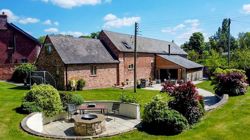Gledrid, Gledrid, Chirk 5 bed barn conversion for sale - £699,950