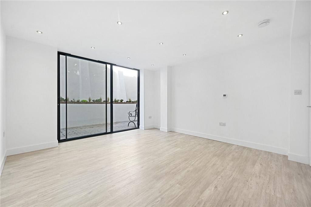 Campden Street, Kensington, London, W8 2 bed apartment for sale - £ ...