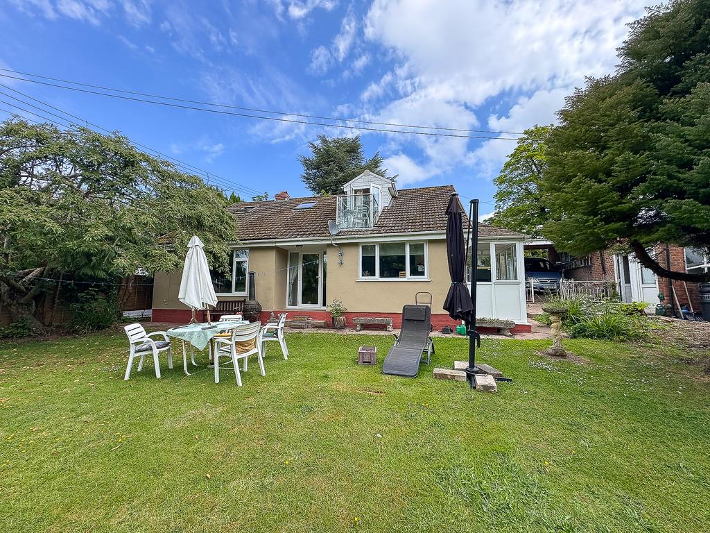 Kingsthorne, Herefordshire, HR2 3 bed detached house - £325,000