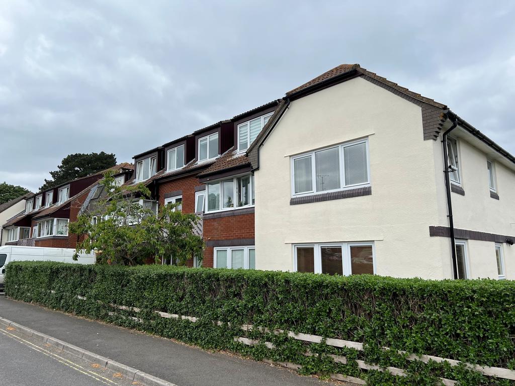 Brinton Lane, Hythe SO45 1 bed retirement property for sale - £139,950