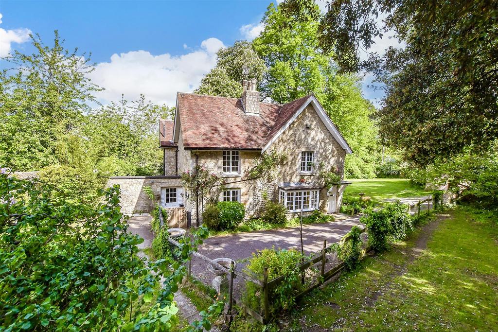 Linton Road, Maidstone ME15 5 bed detached house - £515,000