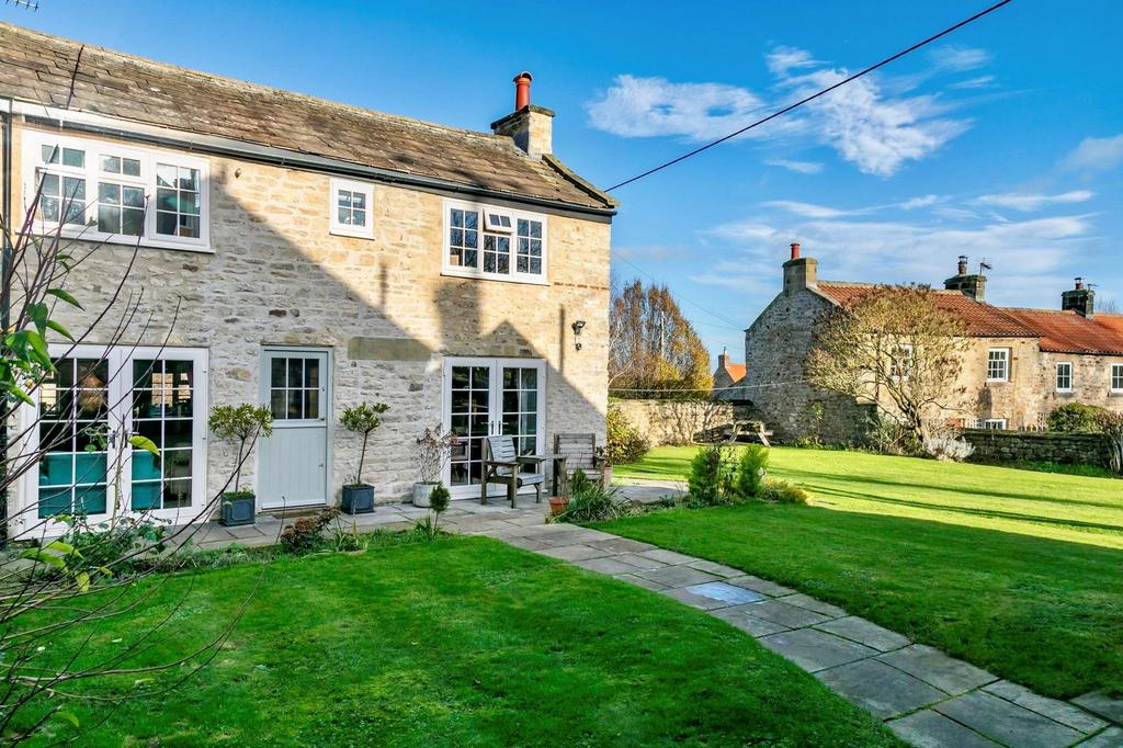 Thirn, Ripon, HG4 4AU 3 bed semi-detached house for sale - £525,000