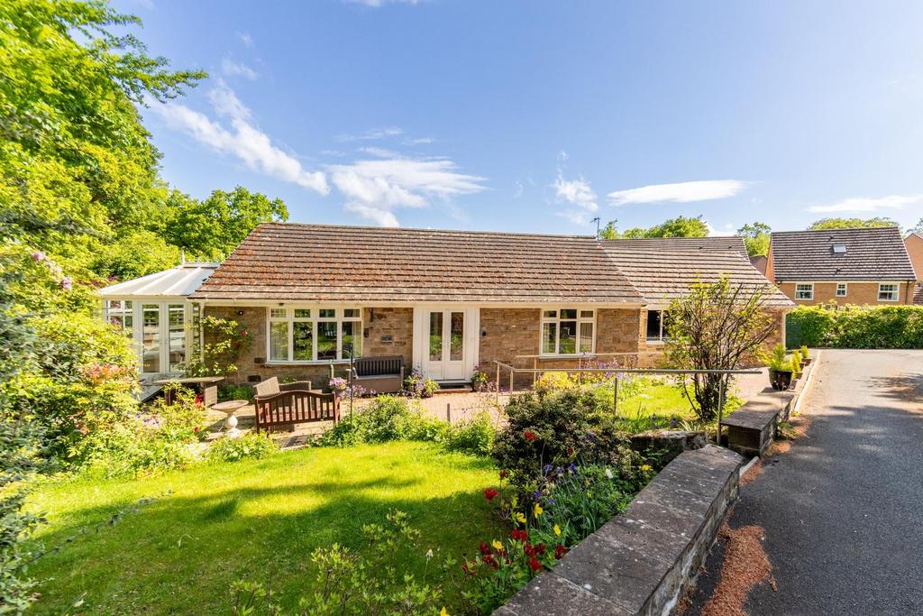 Dipton Mill Road, Hexham NE46 2 bed detached bungalow for sale - £450,000