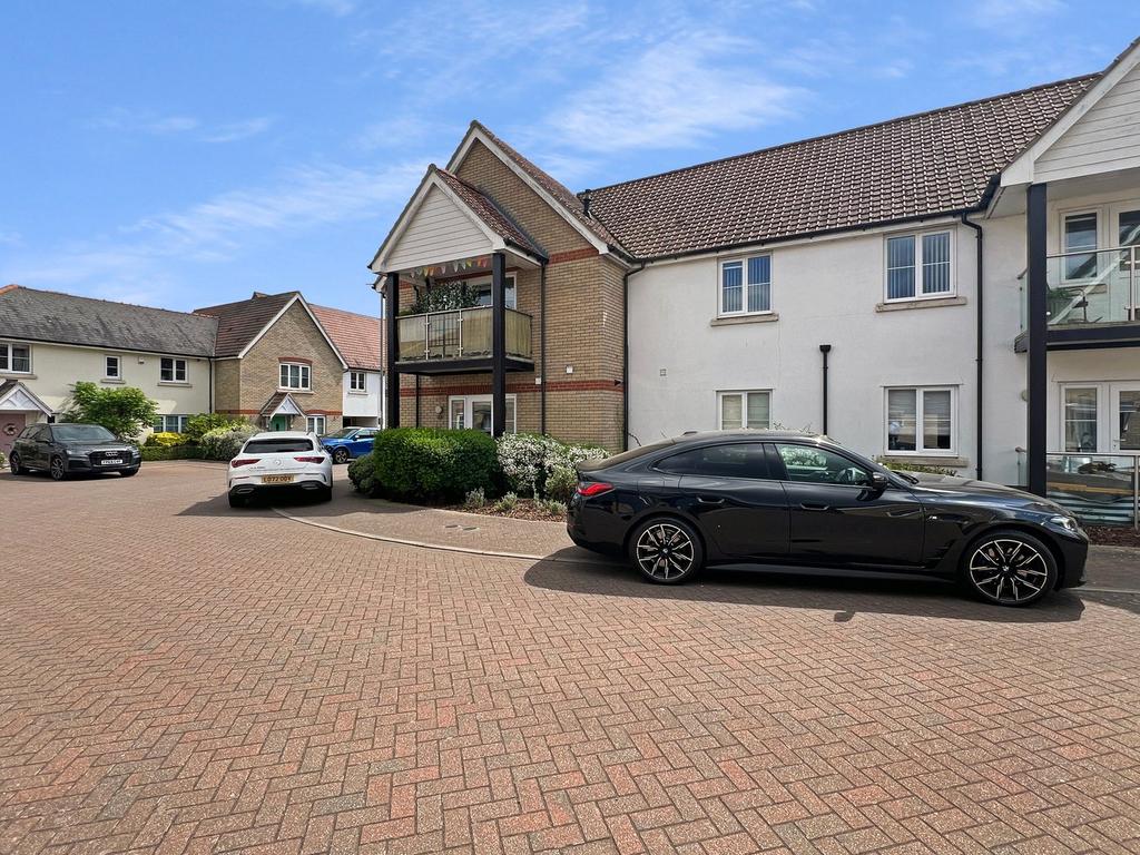 Foundry Way, Rayne, Braintree, CM77 2 bed apartment for sale - £210,000