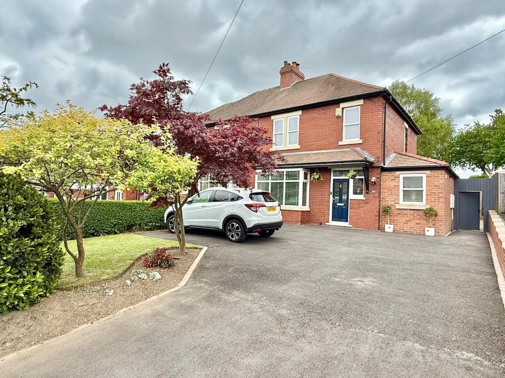 Staincross Common, Staincross, Barnsley 3 bed semi-detached house for ...