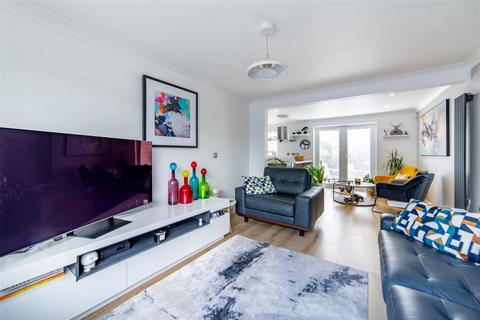 Houses for sale in Newcastle Upon Tyne | OnTheMarket