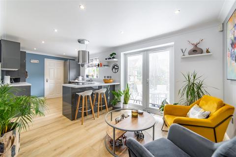 Houses for sale in Newcastle Upon Tyne | OnTheMarket