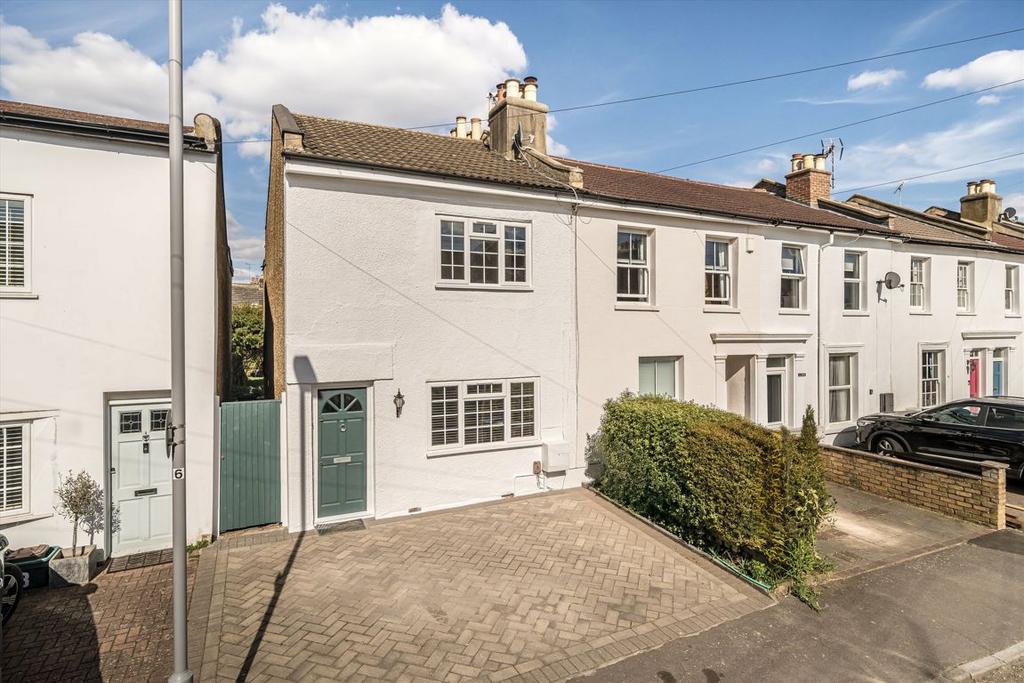 Cleaveland Road, Surbiton KT6 2 bed semi-detached house for sale - £849,950