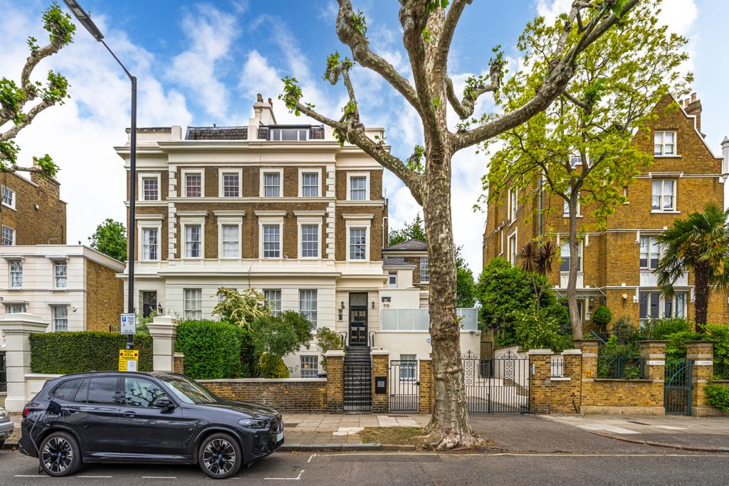 Hamilton Terrace, London, NW8 2 bed apartment for sale - £800,000