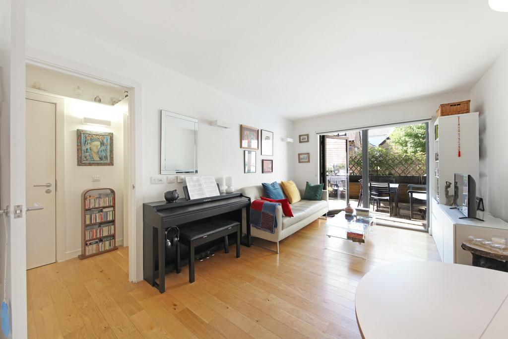 Fermoy Road, London W9 1 bed apartment for sale - £375,000