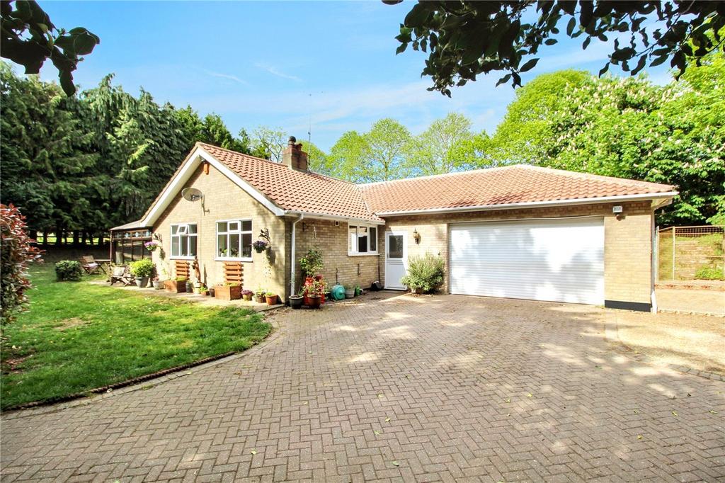 Waterloo, Gillingham, Beccles... 3 bed bungalow for sale - £475,000