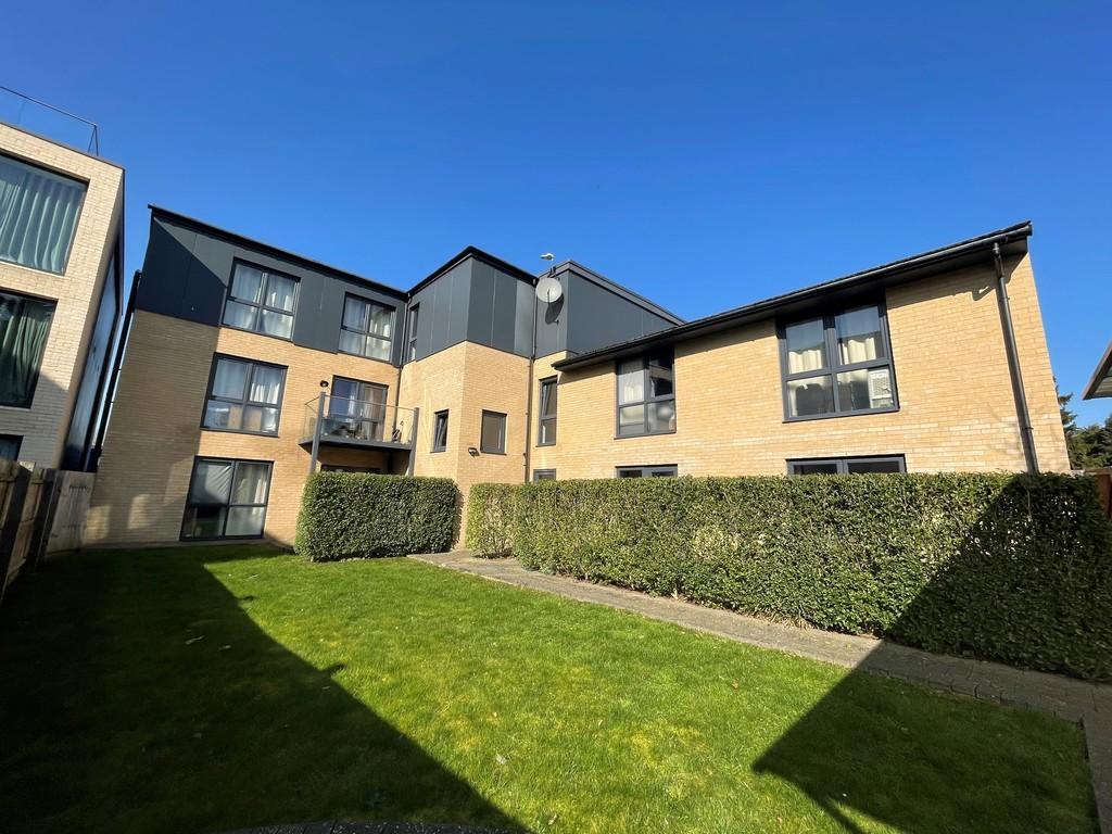 Akeman House, Cambridge CB4 1 bed flat - £1,350 pcm (£312 pw)