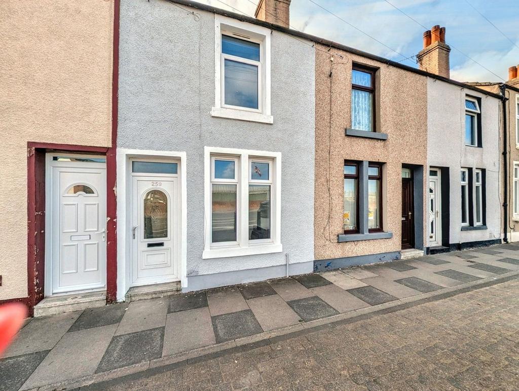Harrington Road, Workington CA14 2 bed terraced house for sale - £70,000
