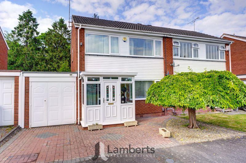 Ledbury Close, Matchborough East... 3 bed semi-detached house - £260,000
