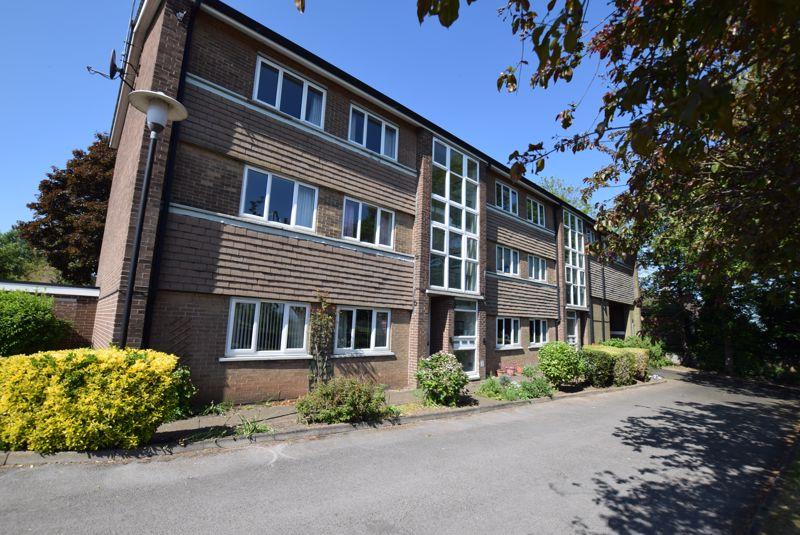 Broom Court, Broom 2 bed apartment - £85,000