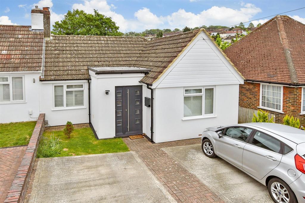 Galliers Close, Patcham, Brighton... 2 bed semi-detached bungalow - £ ...