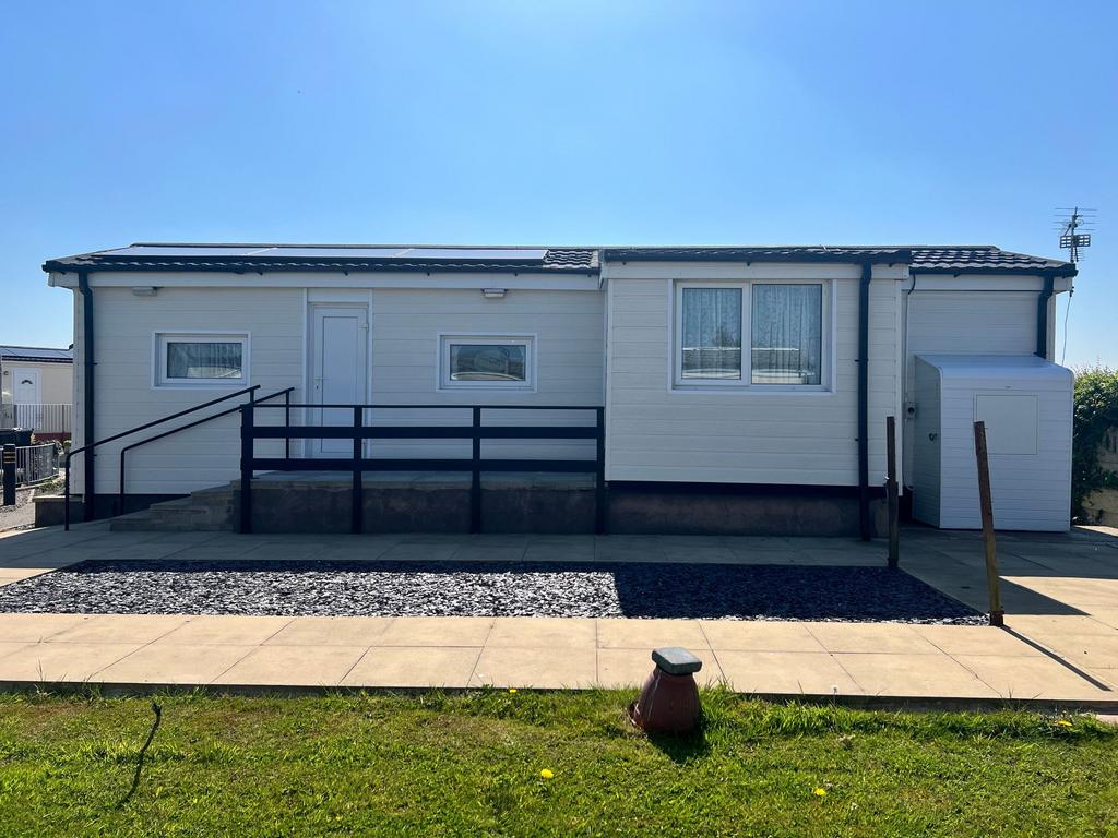 Burlingham Park, Garstang, Preston 1 bed park home for sale - £65,000