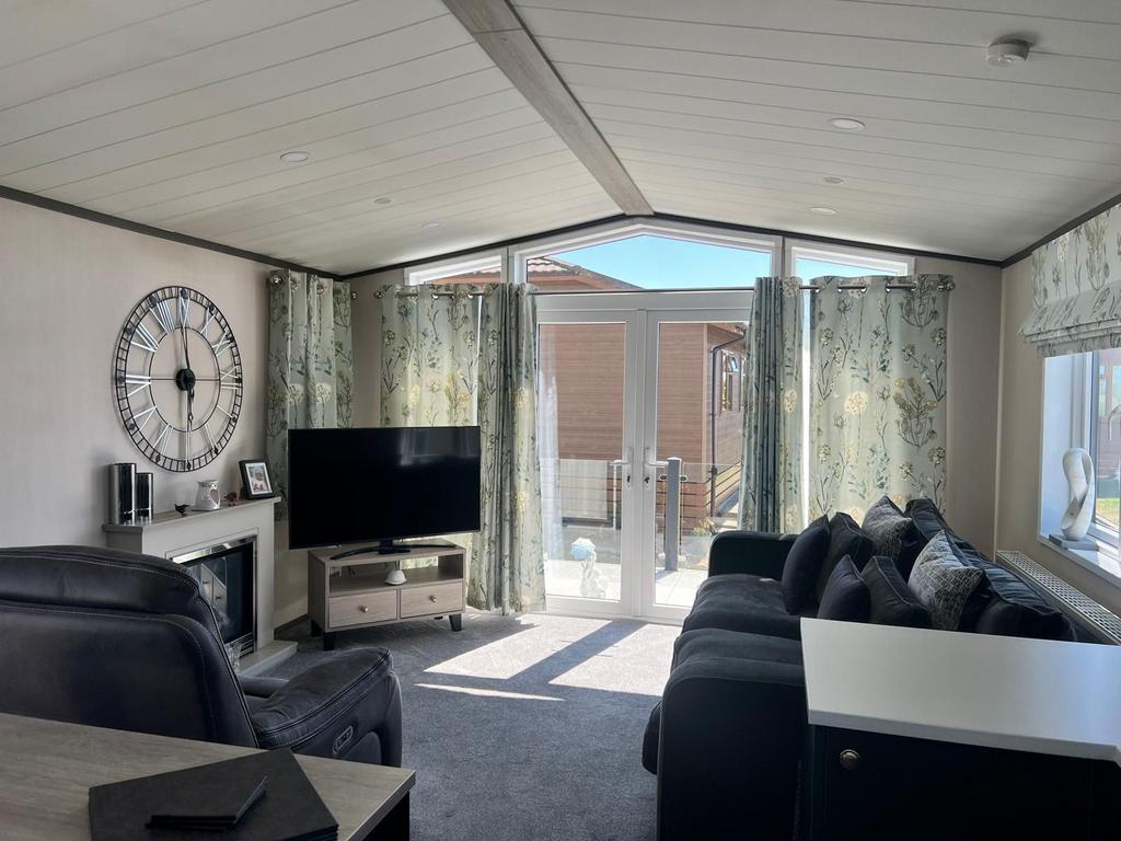 Willoughby Way, Cabus Nook Lane 2 bed lodge for sale - £75,000