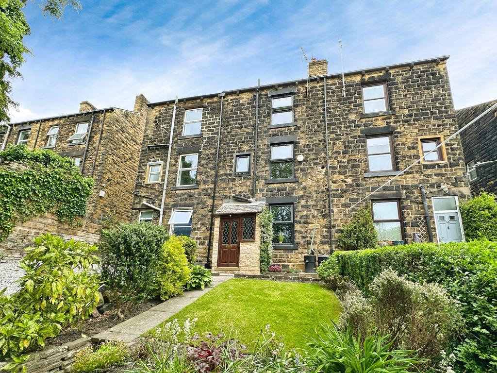 New Bank Street, Leeds LS27 2 bed terraced house - £895 pcm (£207 pw)