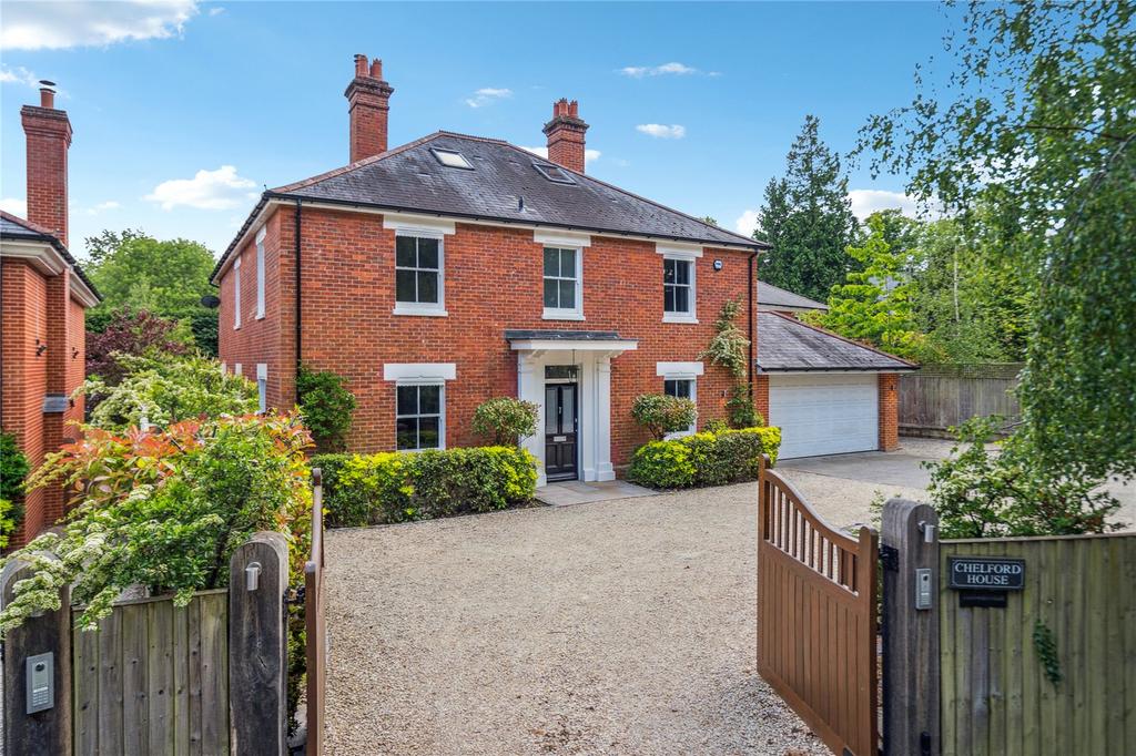 Reading Road, Shiplake, Oxfordshire, RG9 5 bed detached house for sale ...