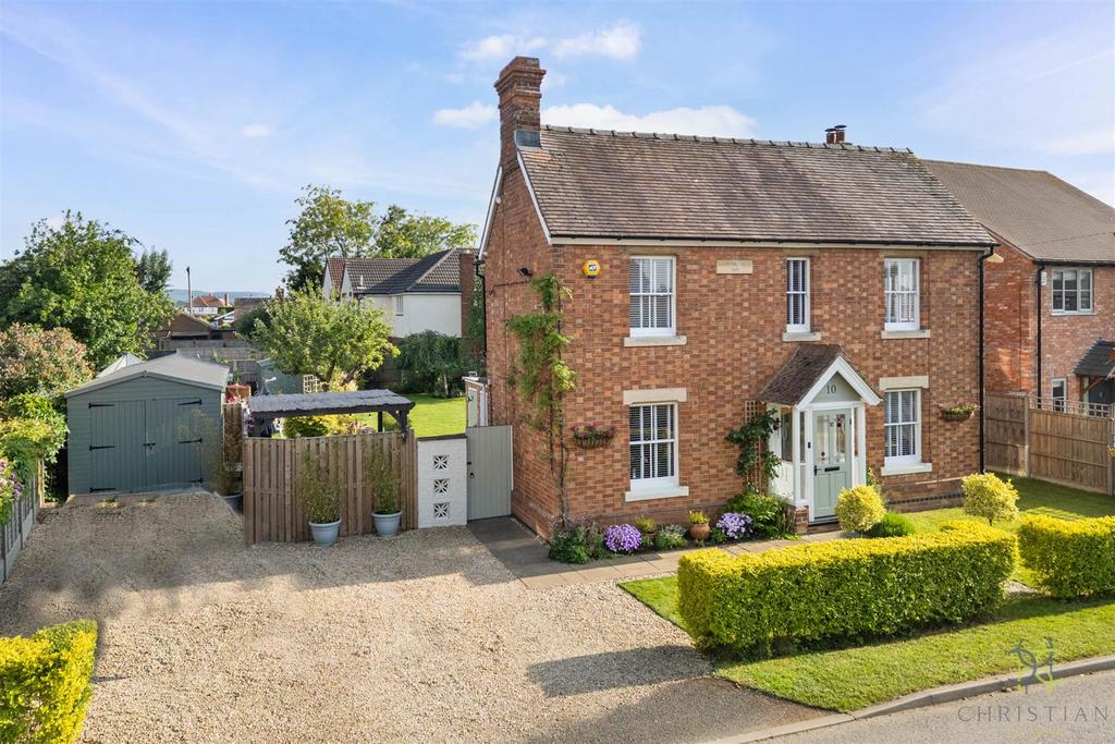 Badsey Fields Lane, Badsey WR11 4 bed detached house - £550,000