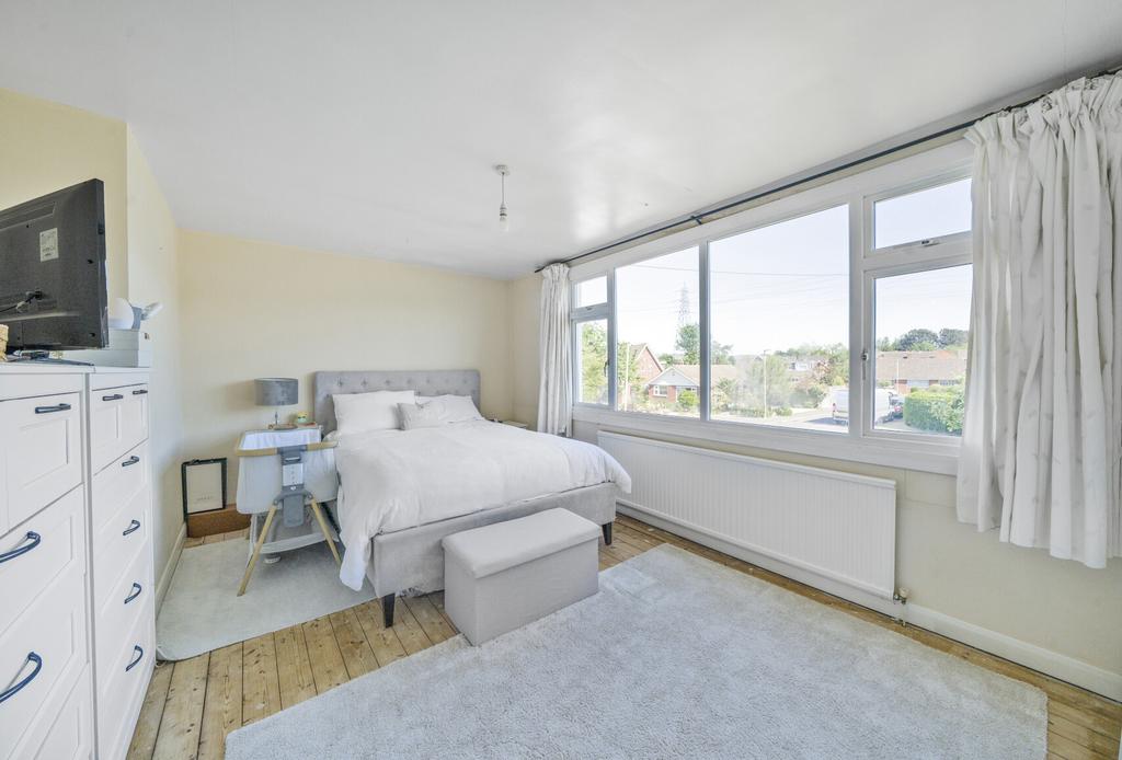 Springbank Way, Gloucestershire GL51 3 bed semi-detached house for sale ...