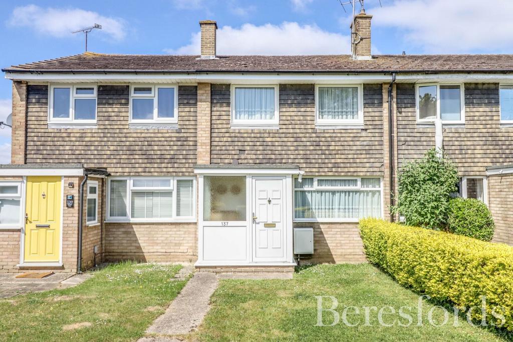 Robin Way, Chelmsford, CM2 3 bed terraced house - £325,000